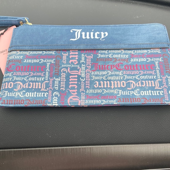 Juicy Couture | Bags | Juicy Couture Wristletclutch | Poshmark
